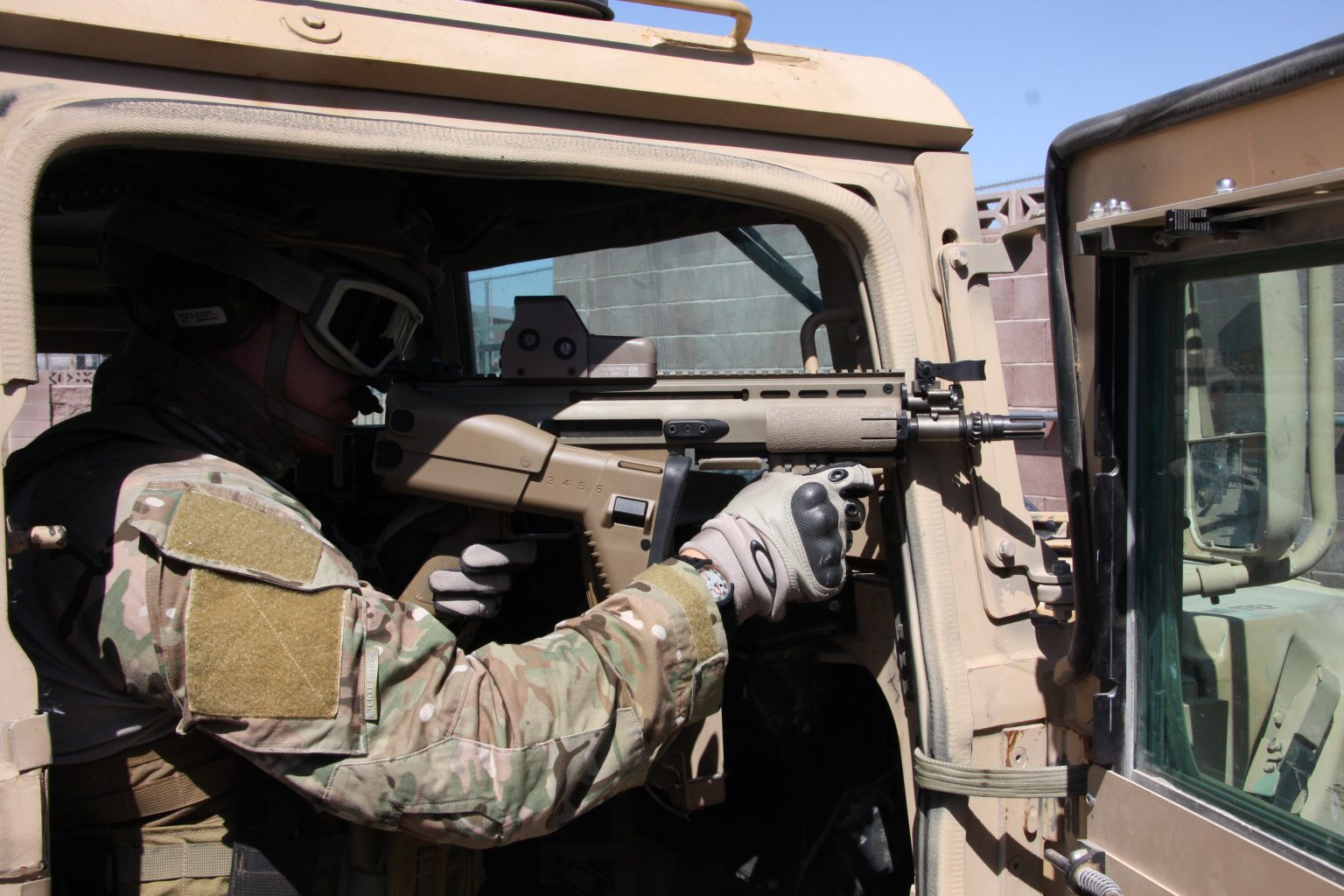 FN SCAR® H PR & FN SCAR® H TPR - FN HERSTAL